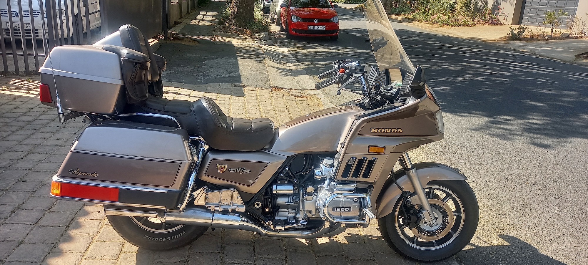 SOLD: 1984 GL1200 Honda Gold Wing Aspencade – Wing Riders SA