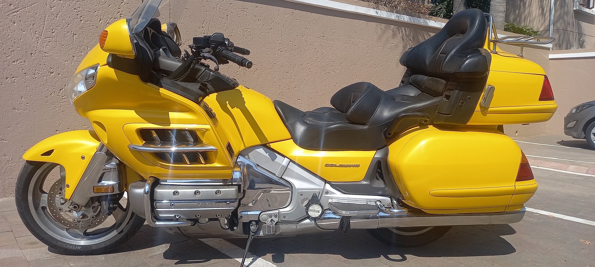 SOLD: 2001 GL1800 Honda Gold Wing – Wing Riders SA